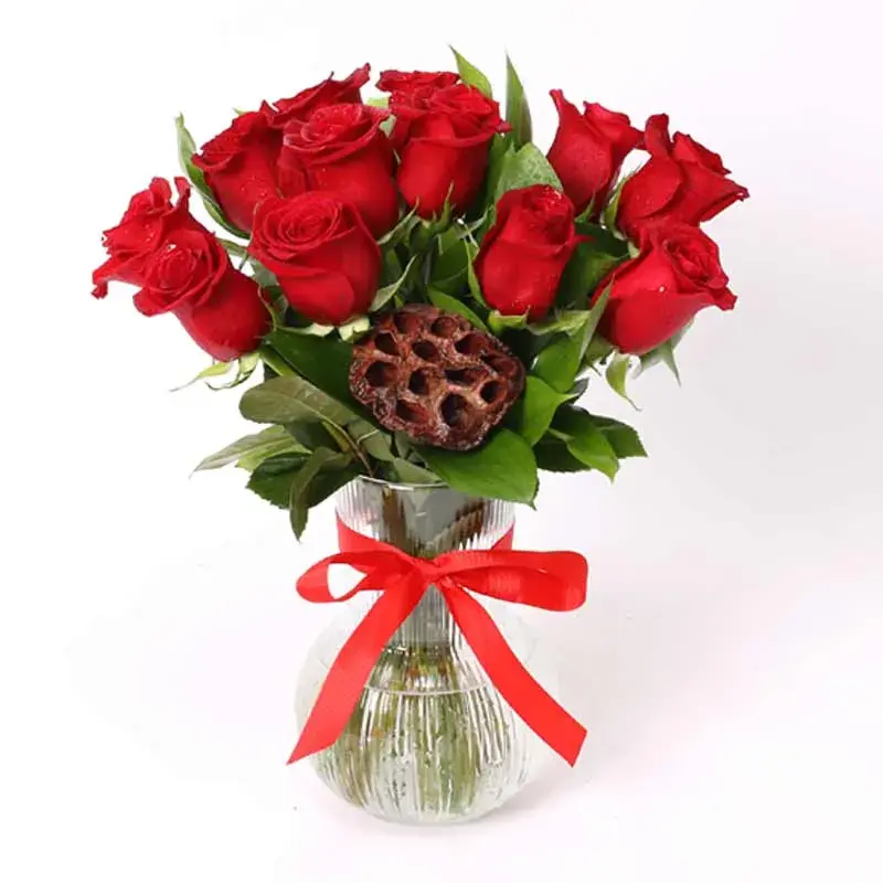 Honey Red Roses: Sweet Vase Ensemble ? 11 Red Roses, Single Ruscus, Dry ...